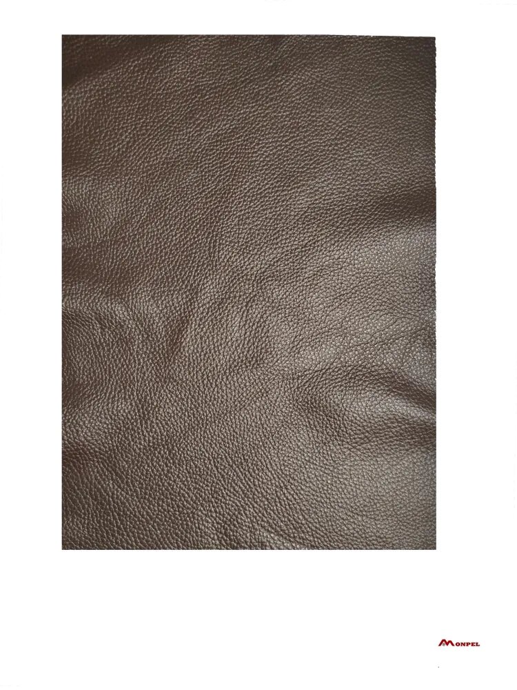 Натуральная итальянская кожа от Monpel Italia, флоттeр , буйвол, толщина 1,4-1,6 мм, темно-коричневого цвета. Целые шкуры средней площадью 500 дм2