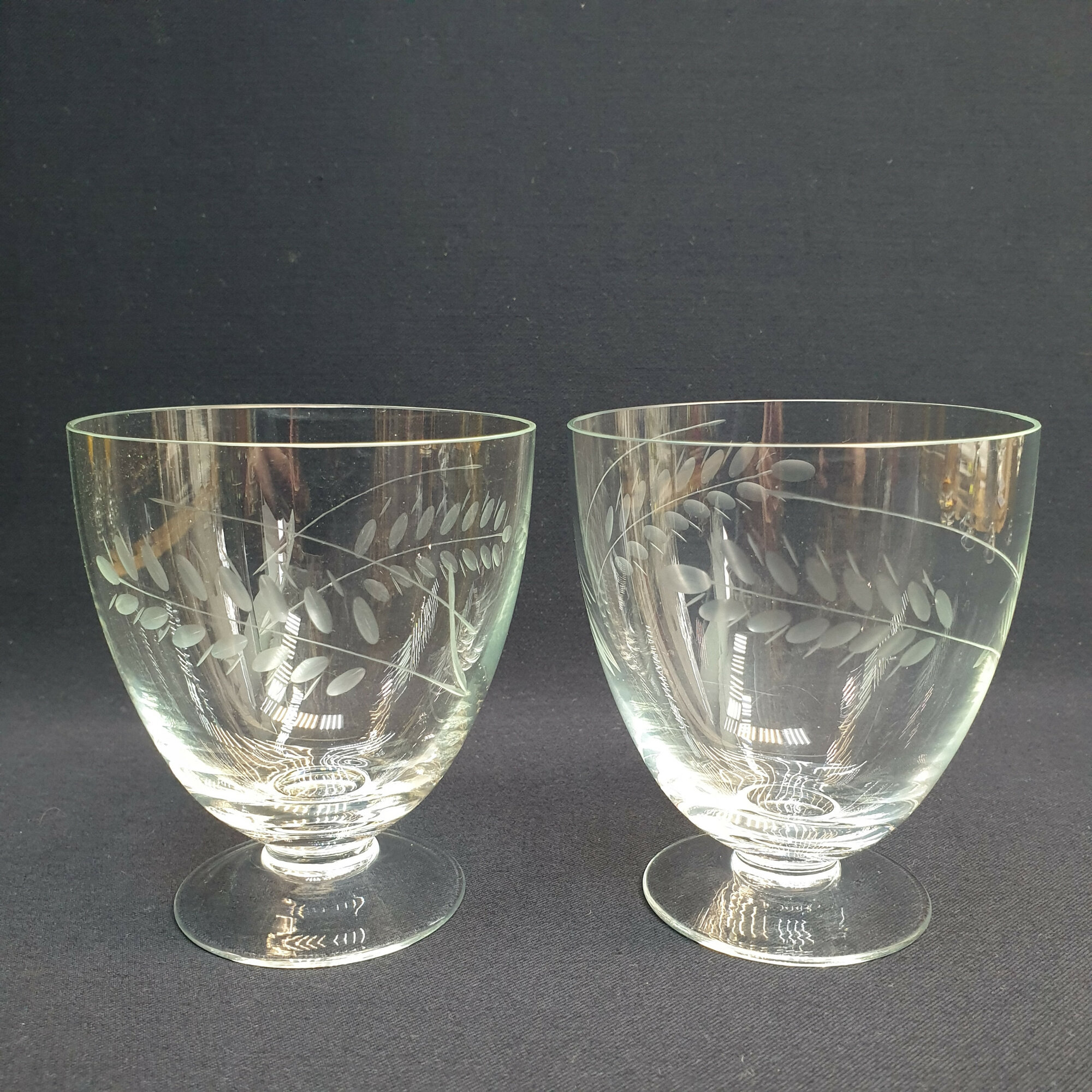 Пара бокалов Колосок 10 см 300 мл, стекло, ручная резка. Винтаж, СССР.