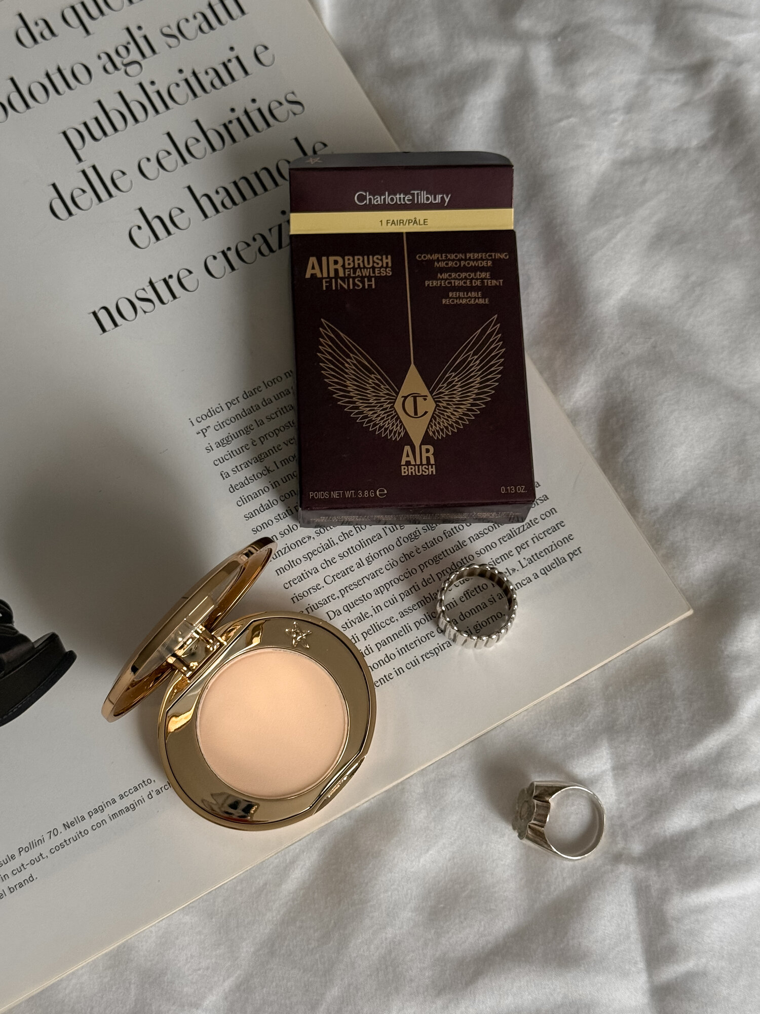 Пудра для лица Charlotte Tilbury Airbrush Flawless Finish в оттенке 1 Fair 3.4 г