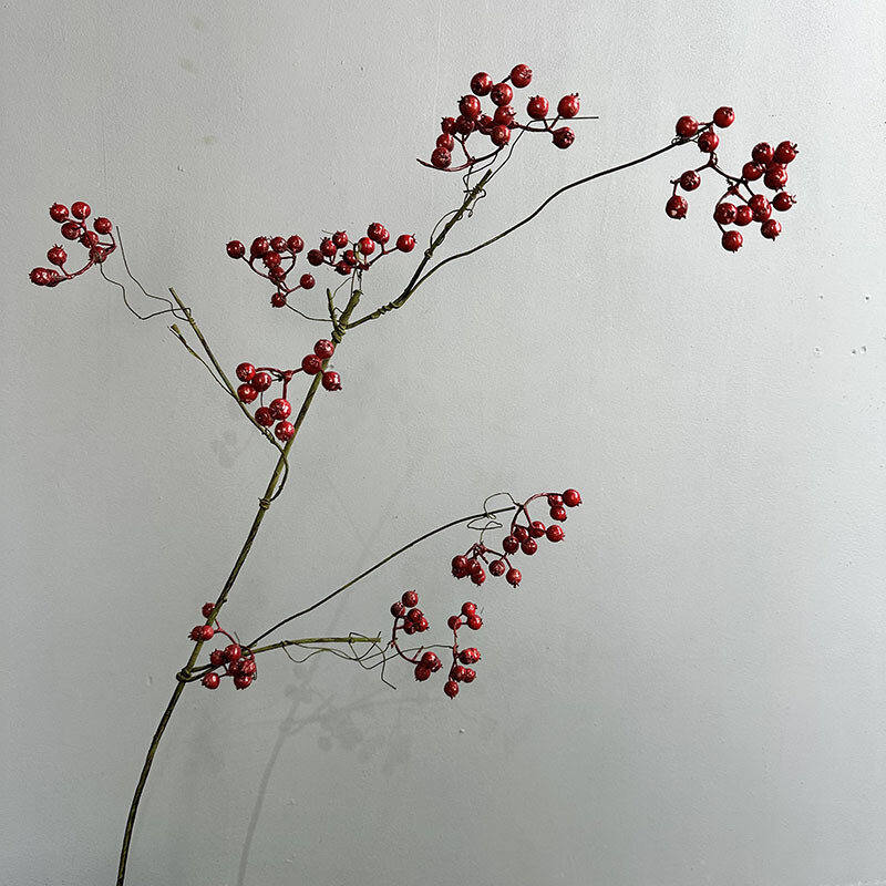 Искусственная лоза с ягодами североамериканского зимнезеленого кустарника, с плодами и ягодными гроздьями, обвитыми вокруг ветвей, цветочное украшение в китайском стиле для свадебных цветочных композиций.