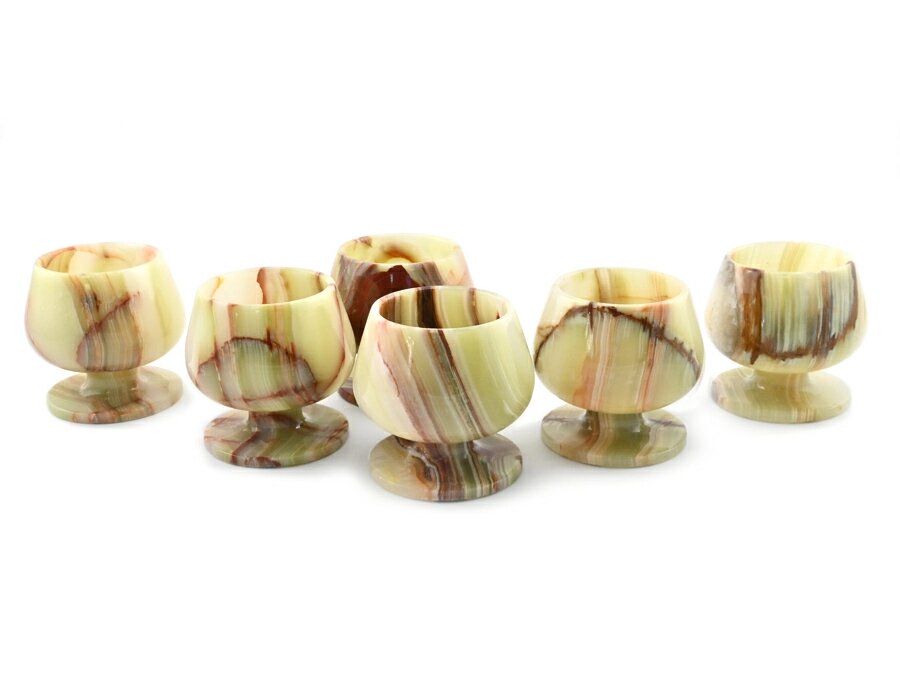 Бокалы подарочные для коньяка из камня 6 шт 70*70*75мм в бархатной упаковке .