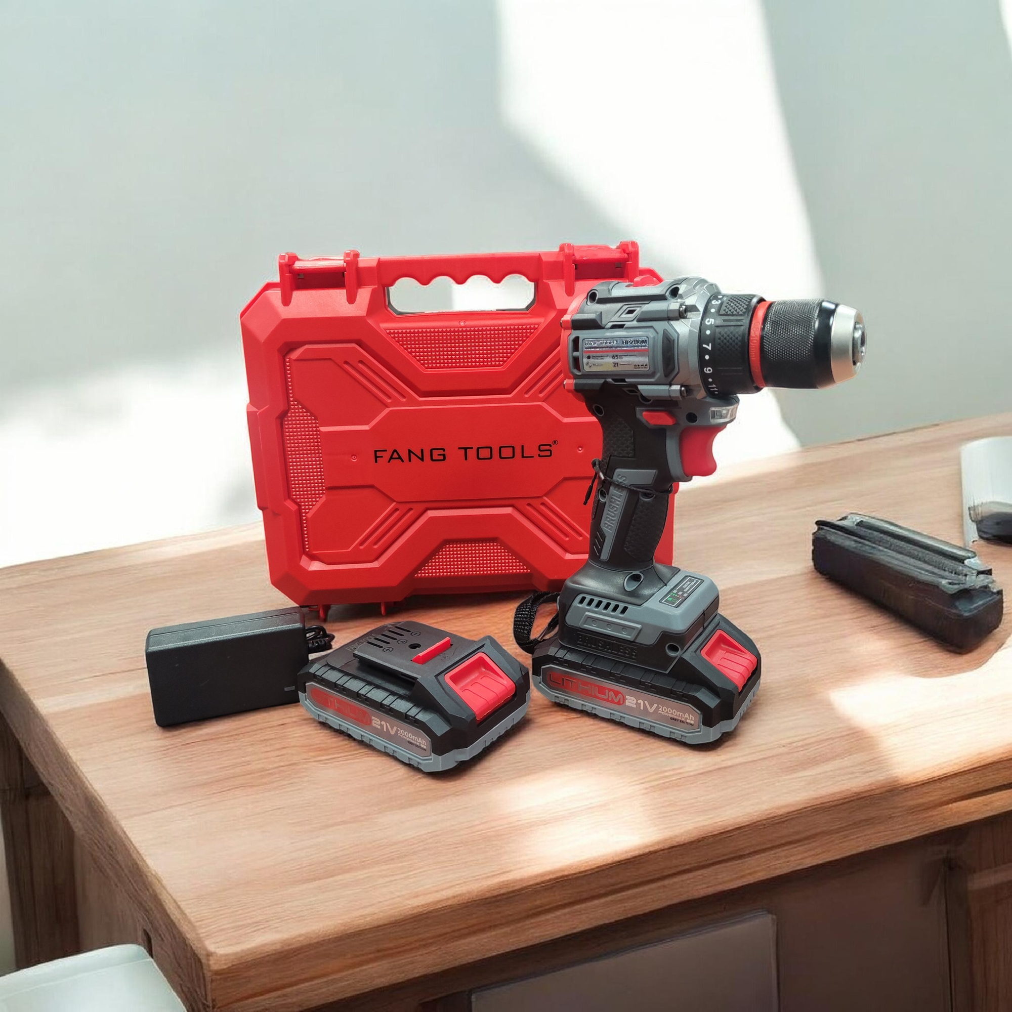 Шуруповерт Fang Tools HP2110M, бесщеточный, аккумуляторный, 21В, 2 аккумулятора, кейс