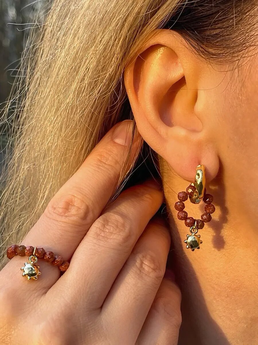 Комплект бижутерии: кольцо, серьги, авантюрин