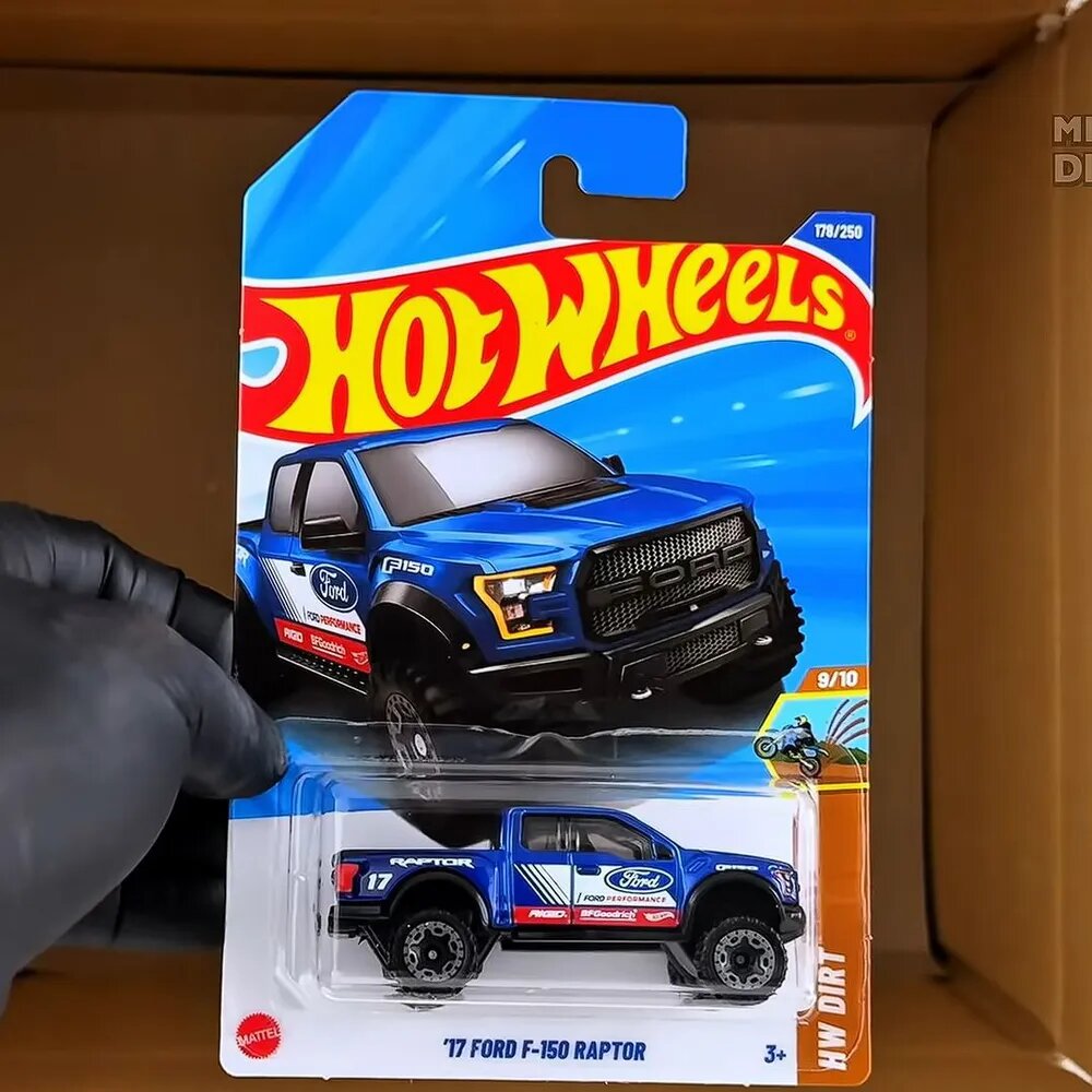 Машинка Mattel 2025 17 FORD F-150 RAPTOR