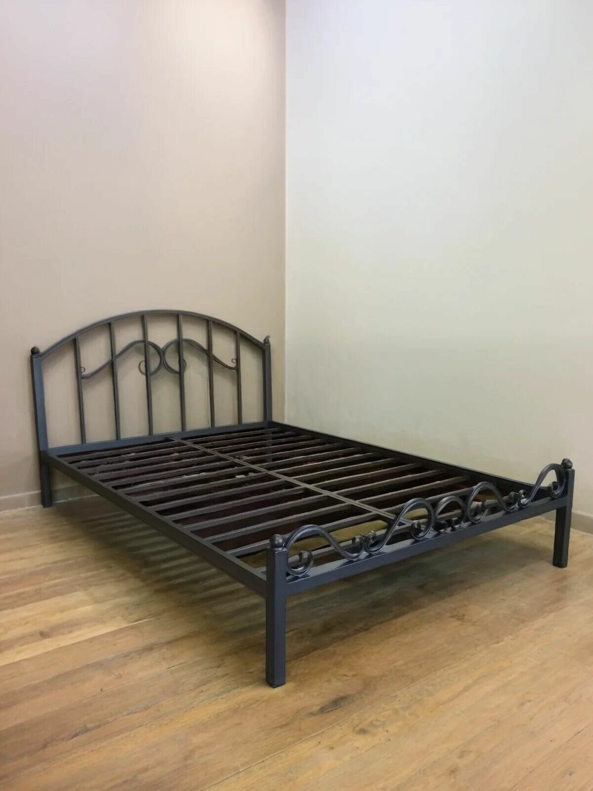 Кровать LOFT Mebel Ариэль-2, металлическая, двуспальная, 160x190 см, ортопедические свойства, черная — фото 1