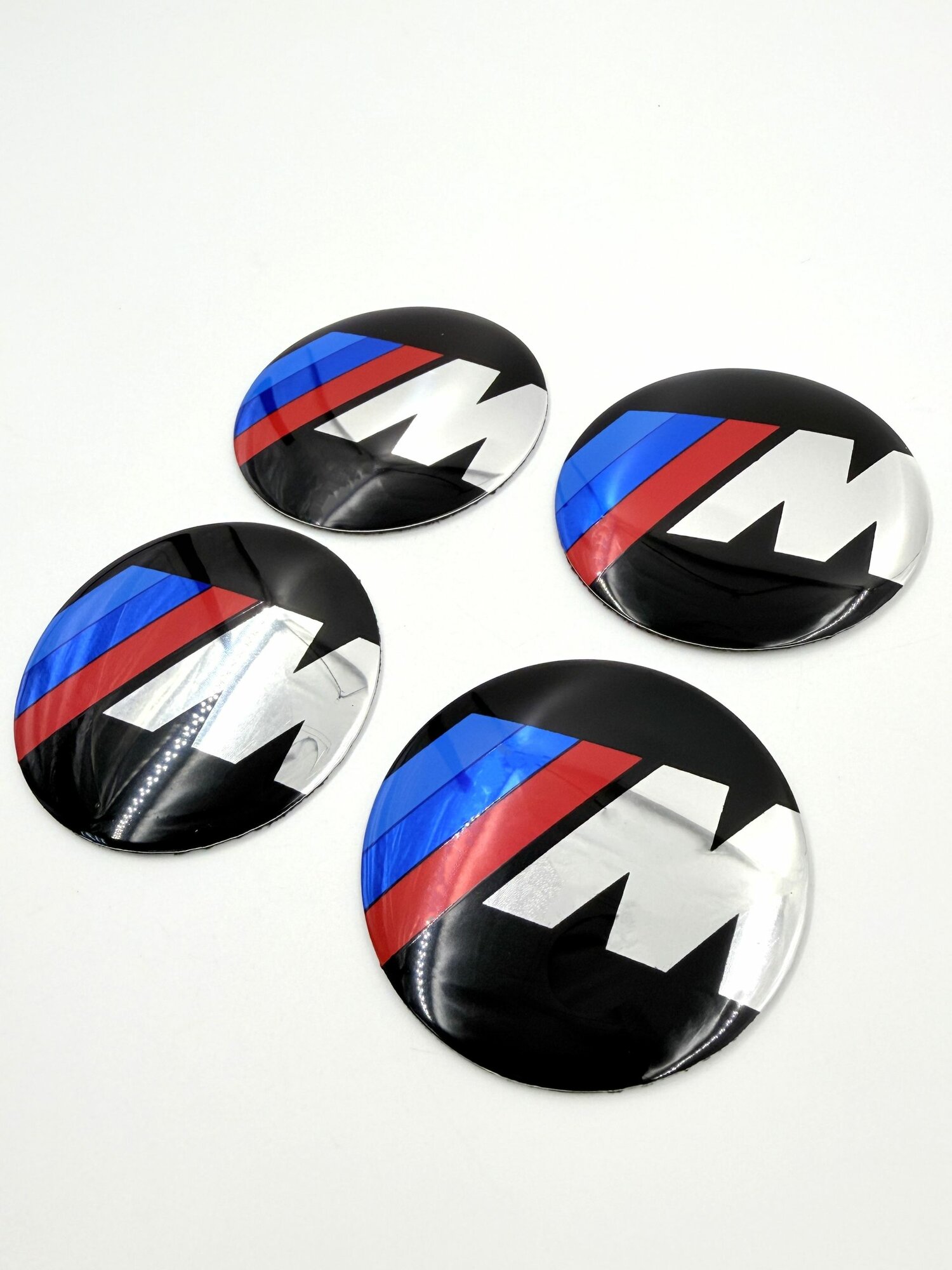 Эмблема колесного диска BMW M комплект 4 шт