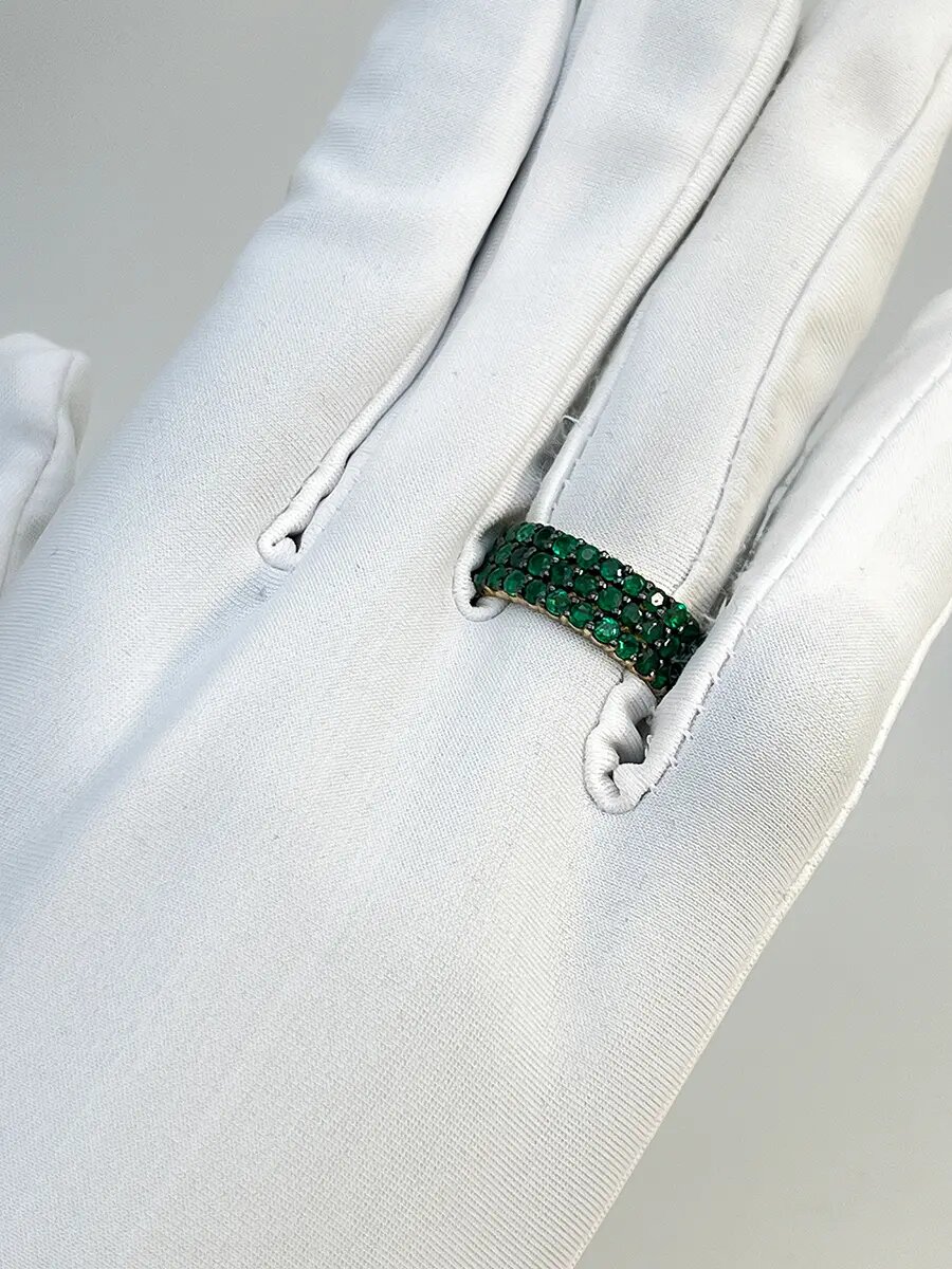 Кольцо широкое, желтое золото, 750 проба, изумруд