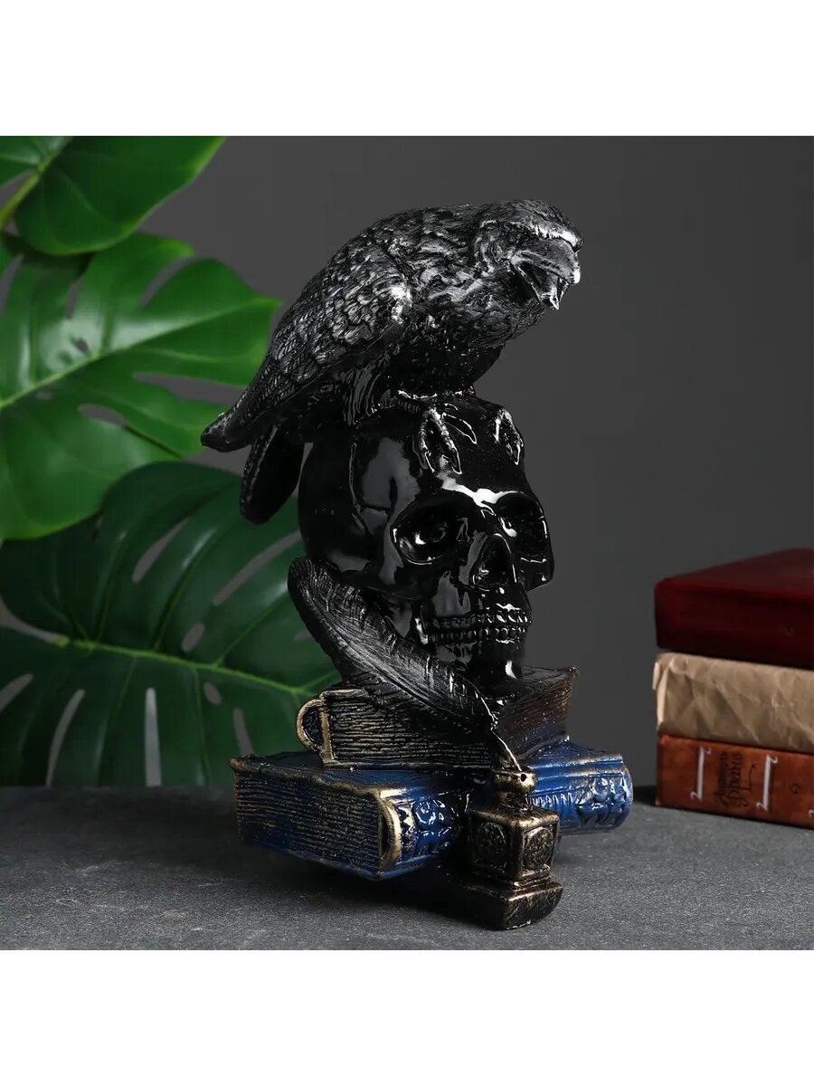 Копилка для денег Ворон на черепе