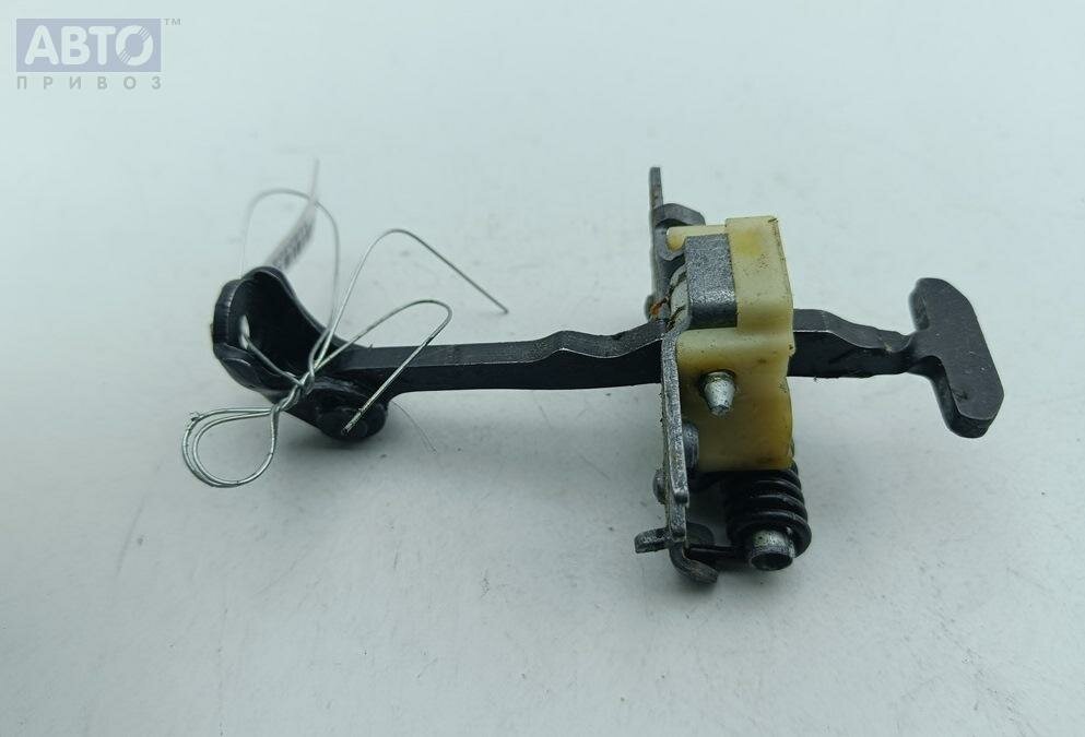 Ограничитель открывания двери передней Renault Laguna 3 (2008-2015)