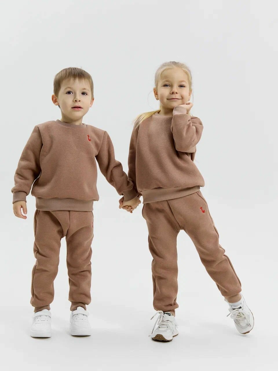 Костюм спортивный