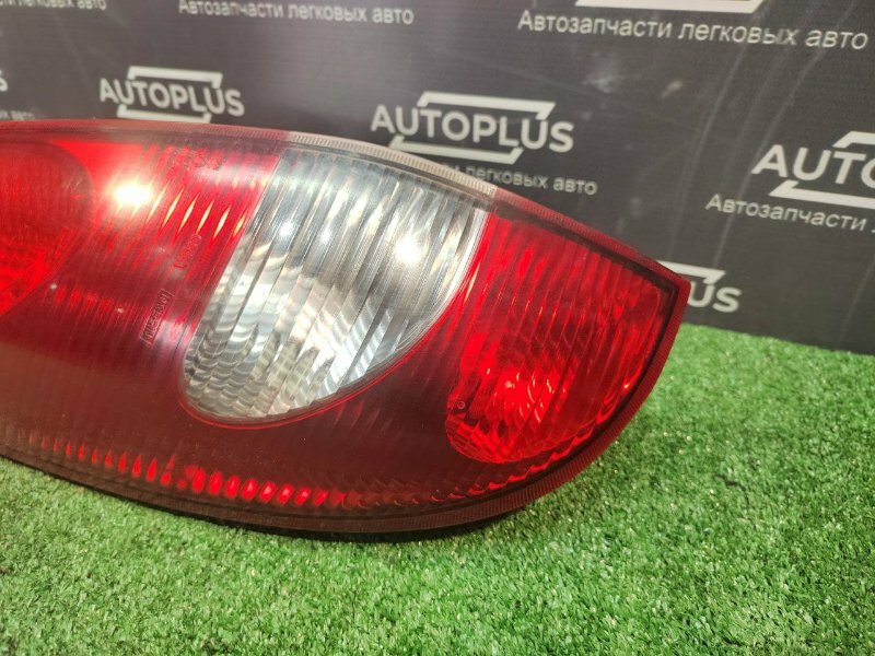 Фонарь Левый Задний Nissan Almera Tino 2001 (1.8 QG18) Б/У с пробегом Арт. 26555BU200 — фото 1