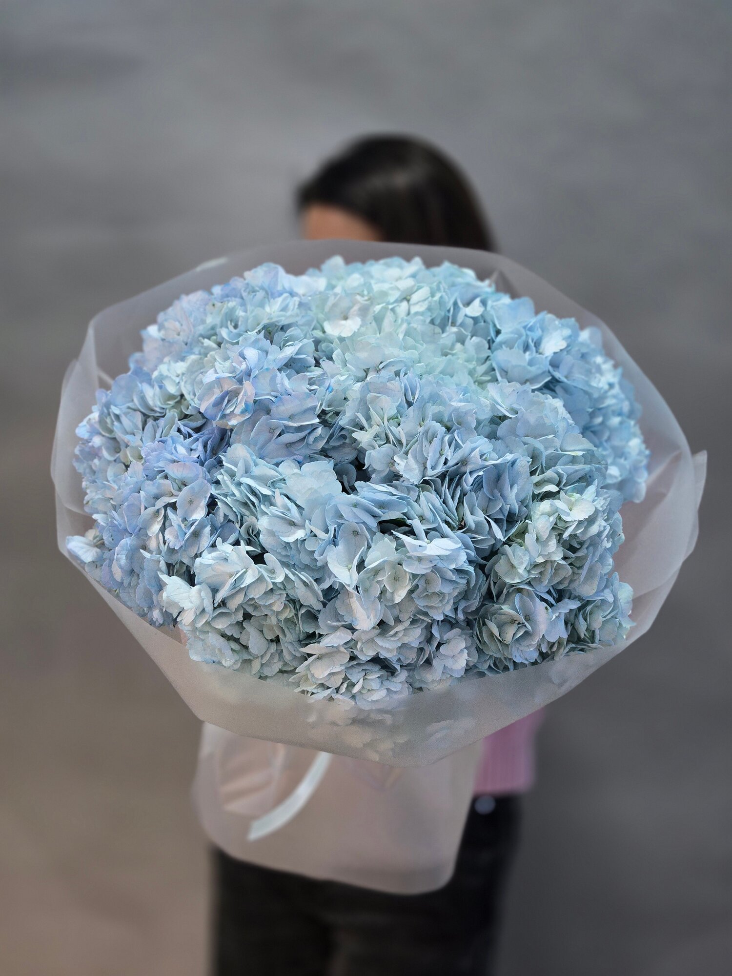 Пышный букет из 9 гортензий голубого цвета, размер M, от "Di_Flowerslab"