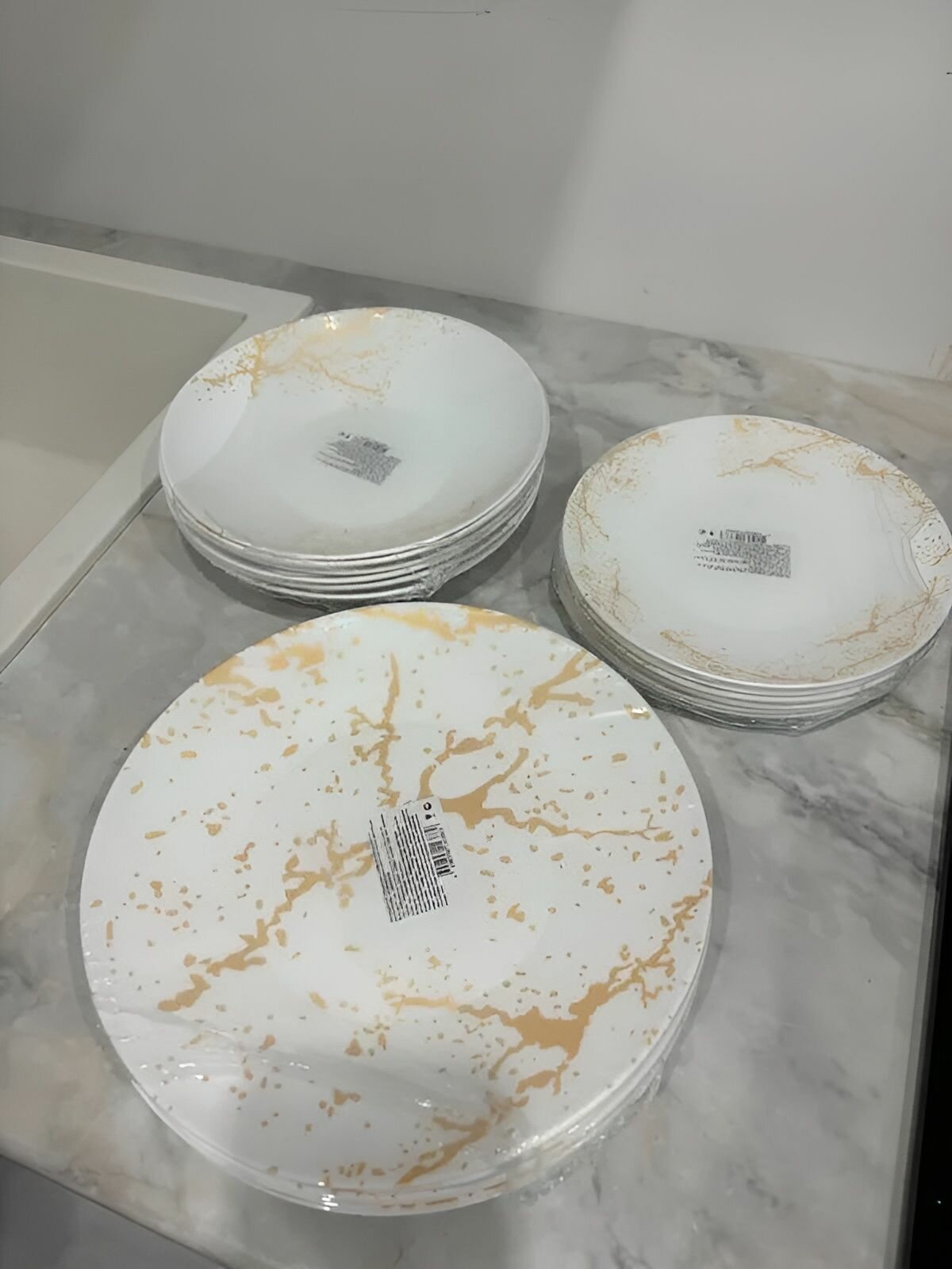 Набор Посуды. Современный Cтеклянный Обеденный Столовый Сервиз Для 6 Персон Из 18 Предметов. Тарелки, Салатники, Суповые Пиалы. Для Первых, Вторых Блюд, Салатов и Десертов.