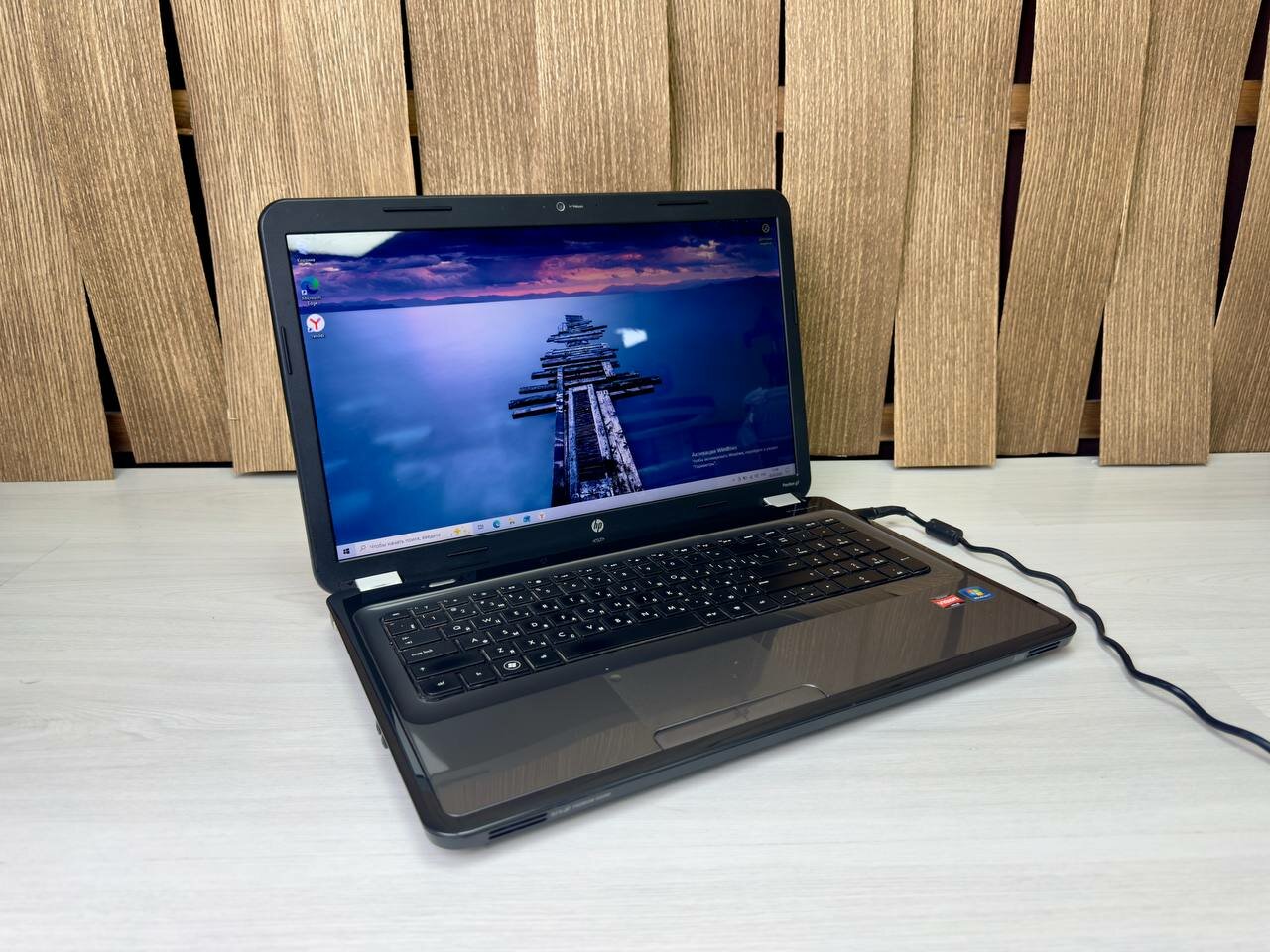 Ноутбук HP Pavilion G7-1101er AMD Phenom II 660/8Gb/SSD120Gb/Radeon HD 7400/DVDRW/WiFi/BT/Win 10HB/15,6", батарея 0 мин