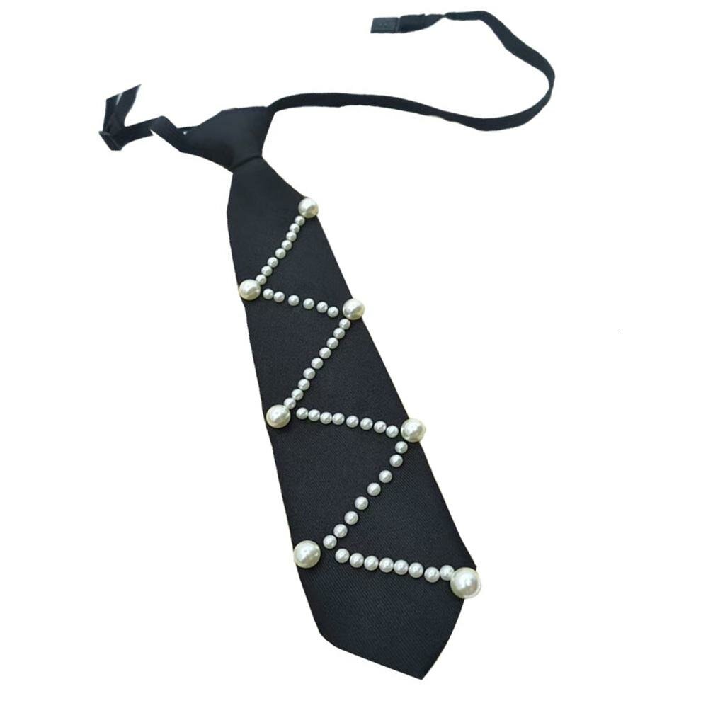 Бархатистый галстук с жемчужинами