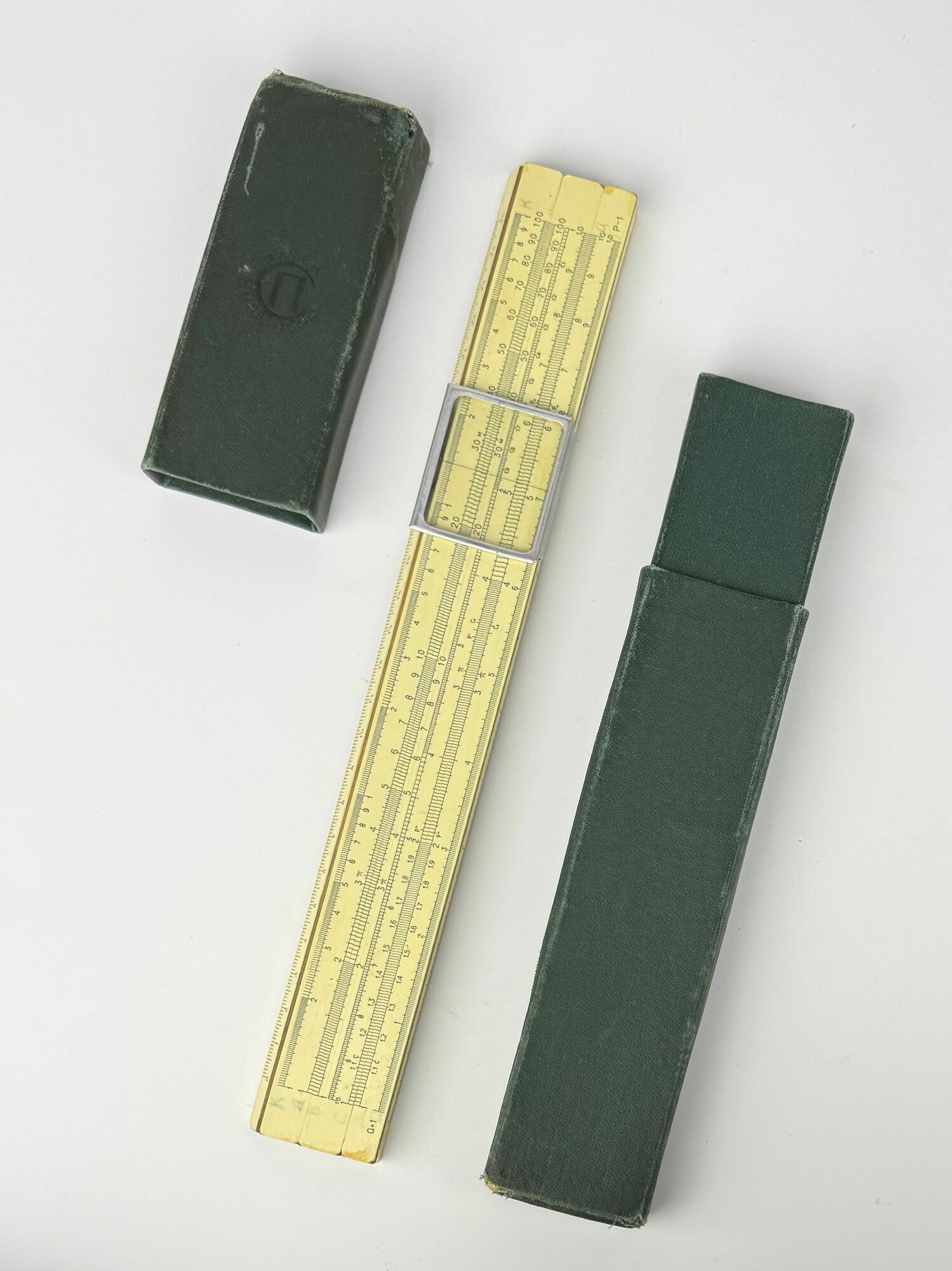 Линейка счетная логарифмическая СССР в футляре, 1962 год, Ленинград