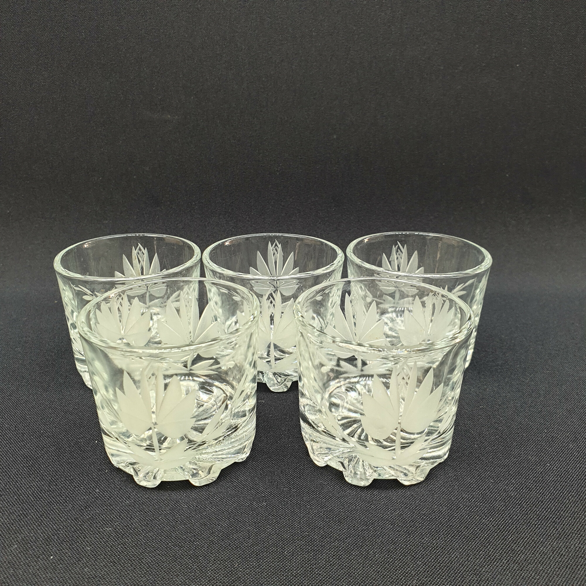 Набор стопок 5 шт, стекло, ручная резка, 50 мл. Винтаж СССР