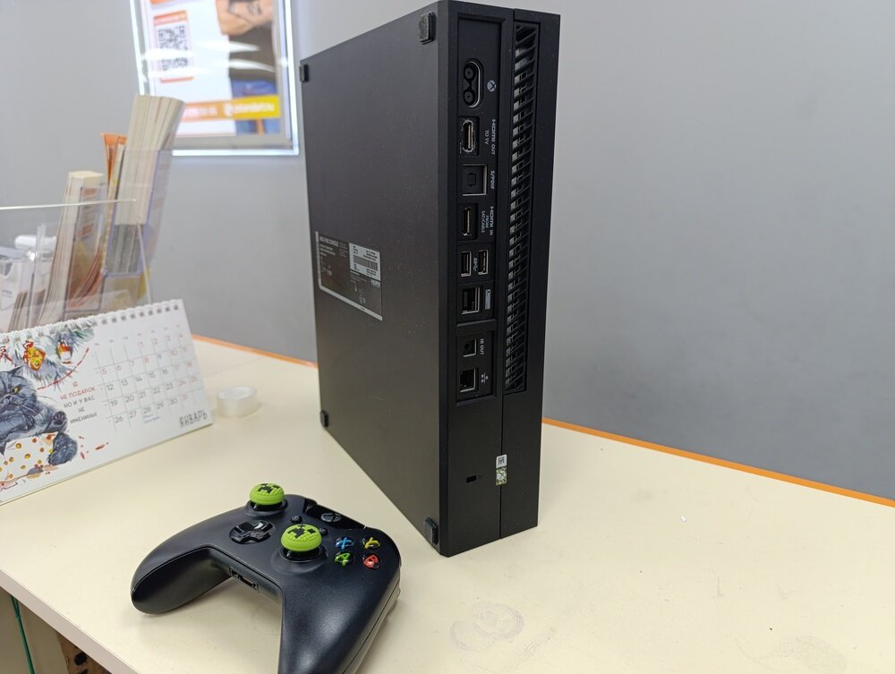 Игровая приставка Microsoft Xbox One, 500GB, черный, Б/У, уценка