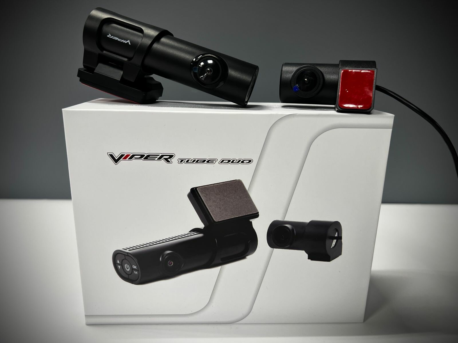 Видеорегистратор VIPER TUBE DUO / 2 Камеры, Управление через приложение / Автомобильные регистратор