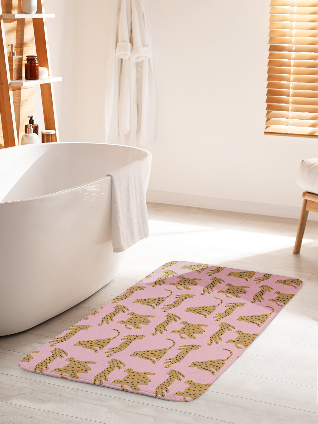 Коврик для ванной комнаты и туалета противоскользящий "Забавные леопарды" 60х100 см, JoyArty