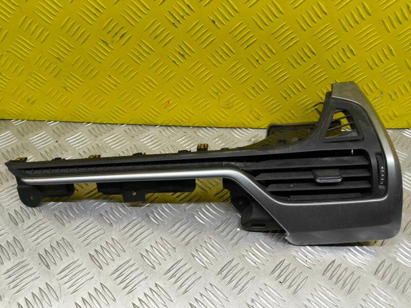 Дефлектор обдува салона Chevrolet Tahoe IV