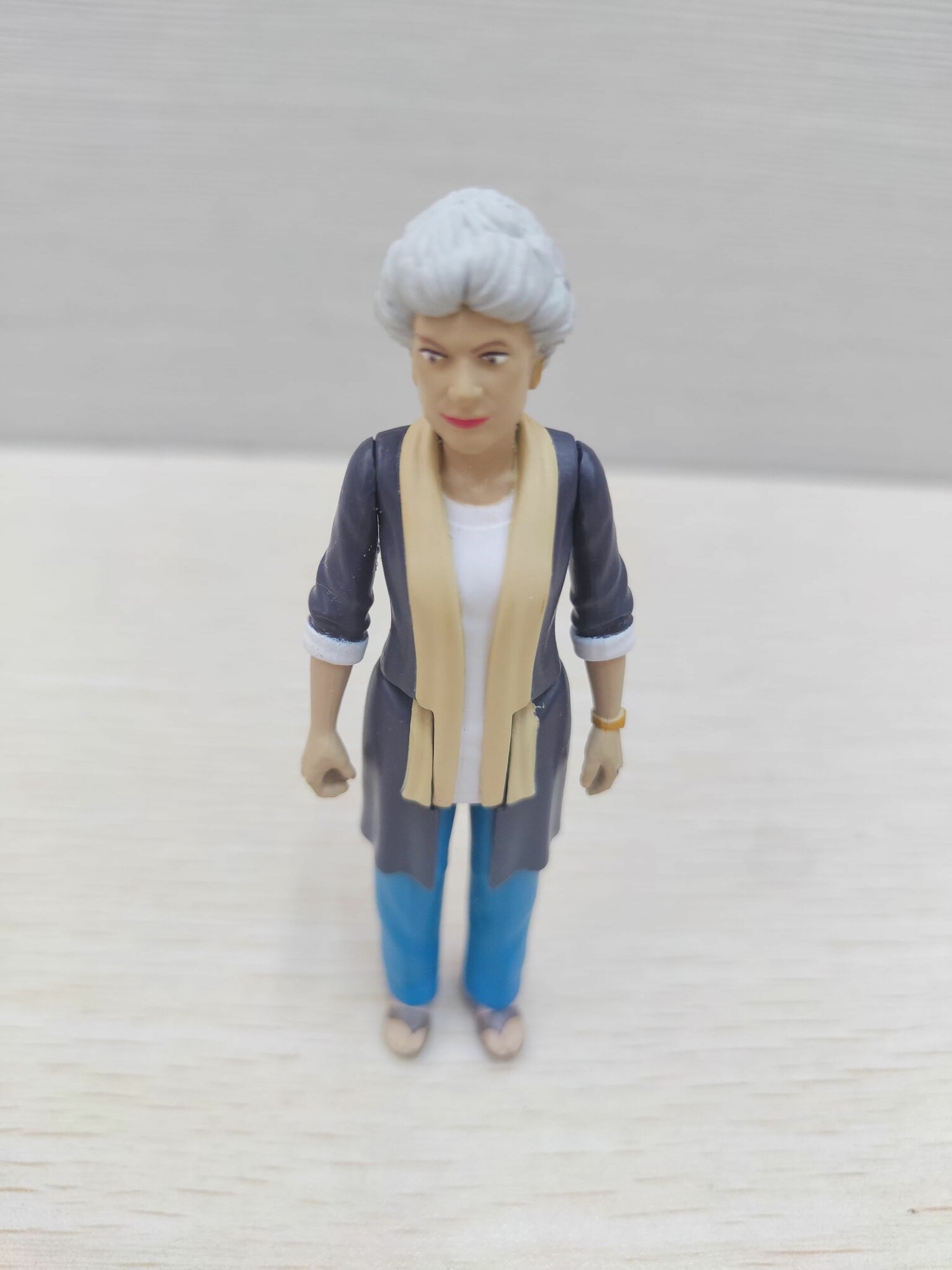 10cm Фигурка Золотые девочки 2025 SDCC Exclusive Golden Girls Dorothy Retro Action Figure Toy