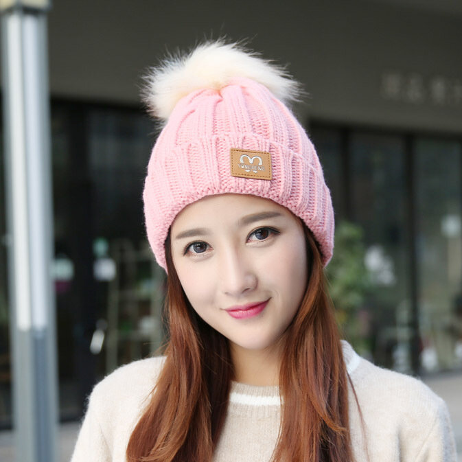 Женская зимняя студенческая шапка, модная корейская вязаная шапка Baotou на осень и зиму, бархатная универсальная шерстяная шапка для сохранения тепла и защиты ушей для отдыха