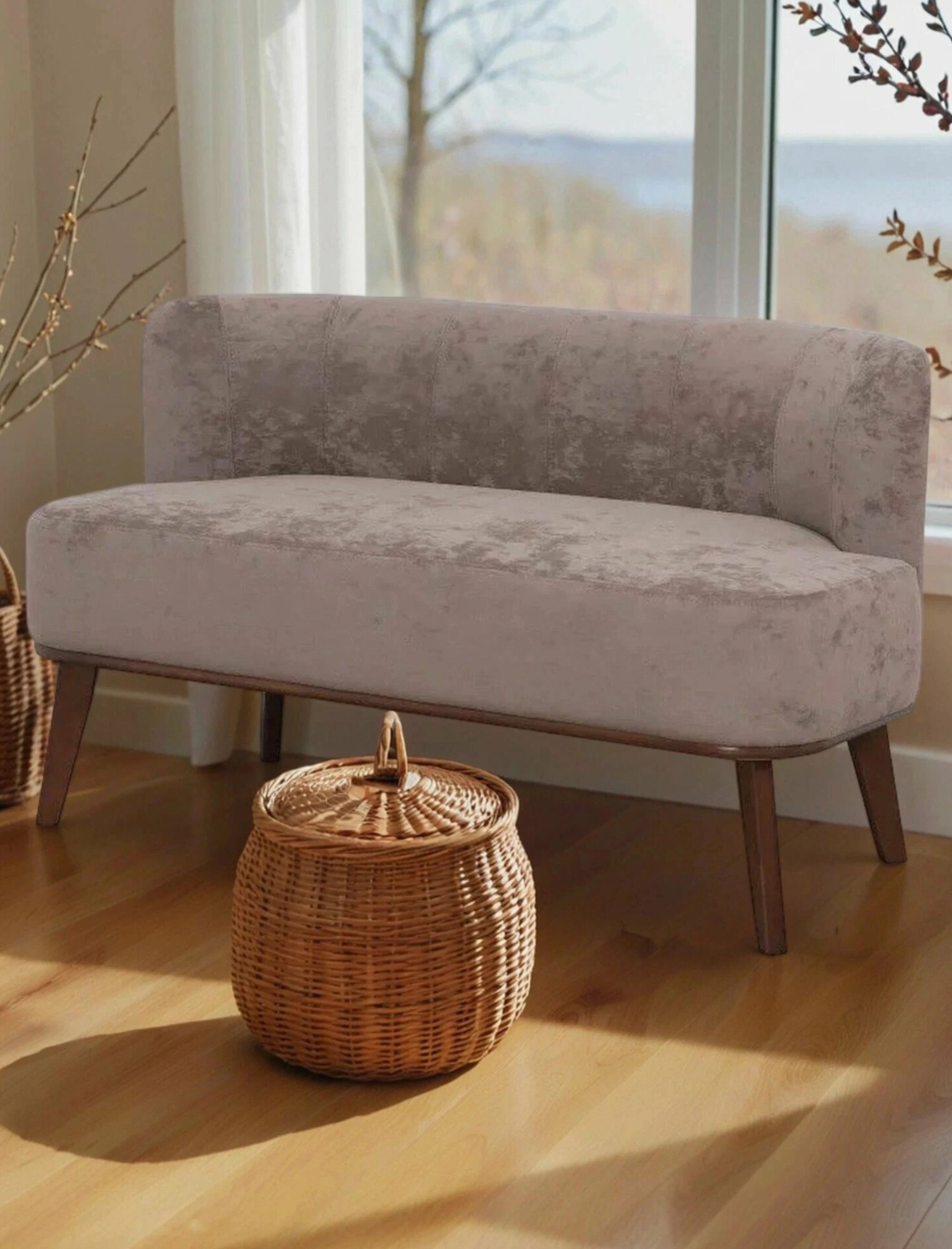 Диван "Жирон" (2-х) SENSEY LATTE Орех (Лак) ШхВхГ: 1340х760х640 (мм.)