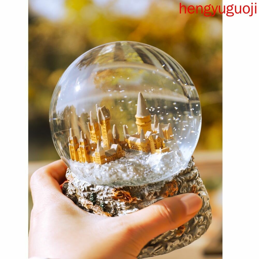 Сцена в замке Гарри Поттера Снежный ком, диаметр 10 см.