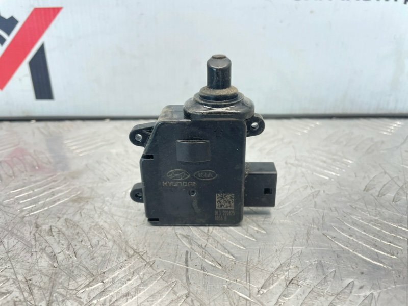 Б/У Активатор замка лючка бензобака Kia K5 2020 DL3 G4FP 66343 Hyundai-KIA арт. 81560L2000