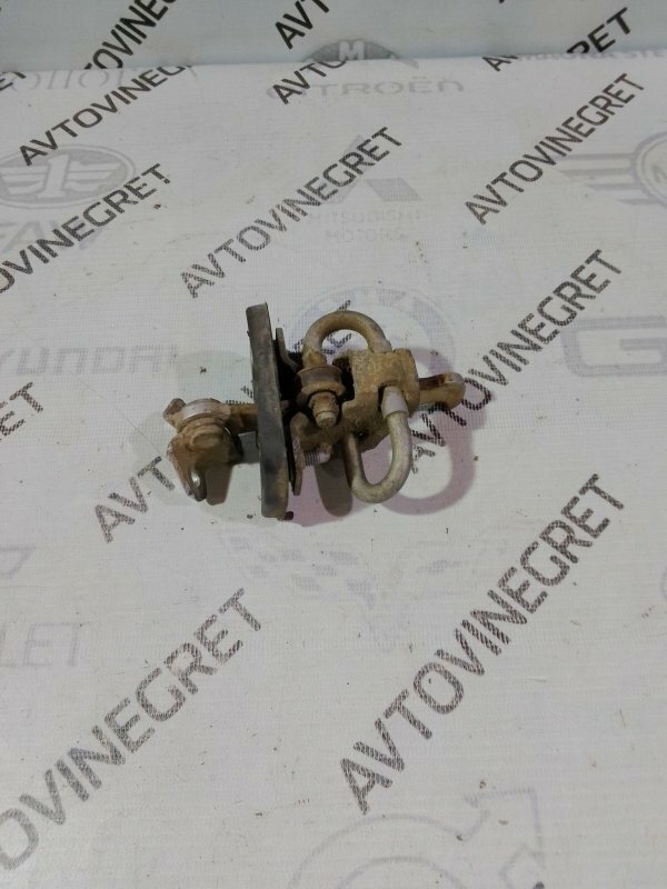 Ограничитель двери задний правый Fiat Albea Б/У с пробегом