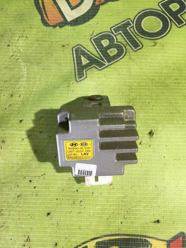 Блок управления светом Hyundai Solaris Б/У с пробегом