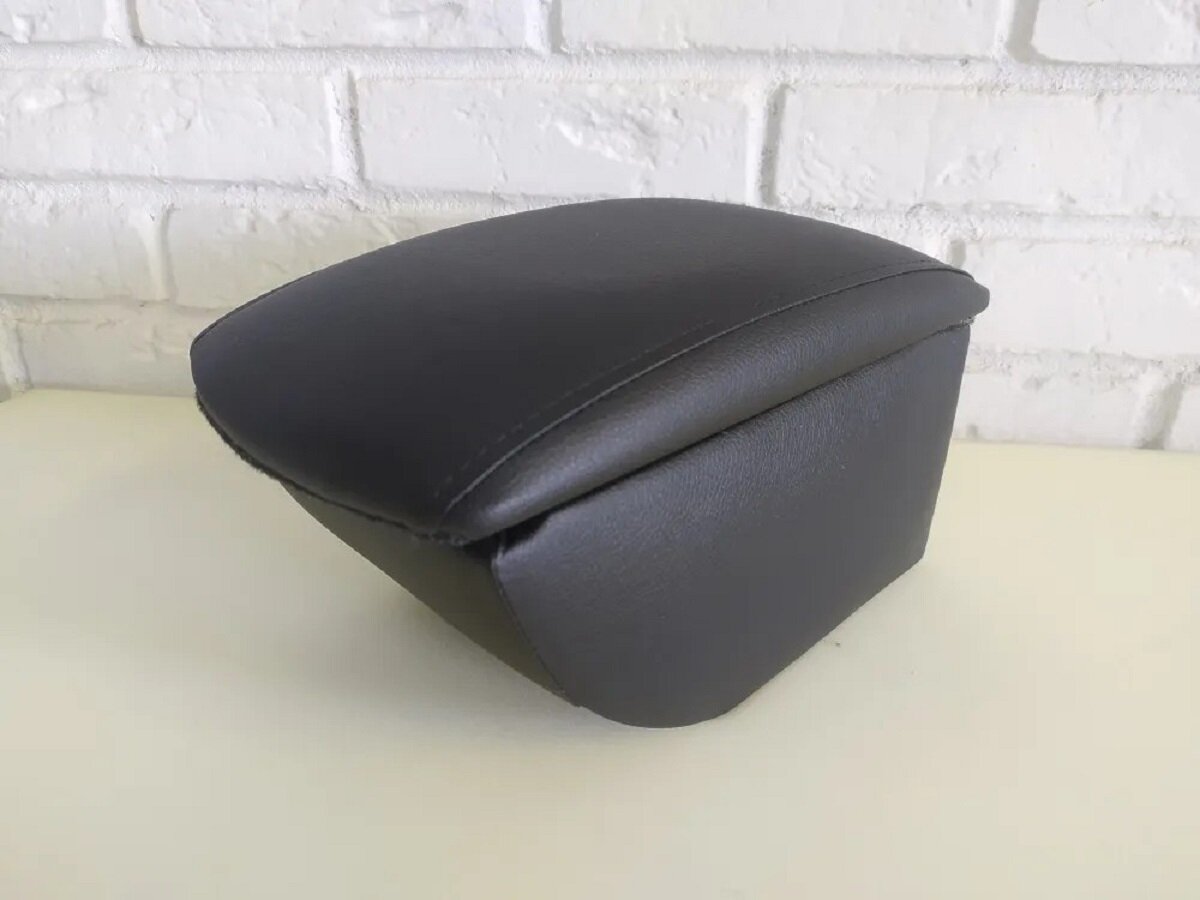 Подлокотник для автомобиля Toyota Avensis 2001-2008 с двойным дном, Подлокотник Тойота Авенсис, Brazo