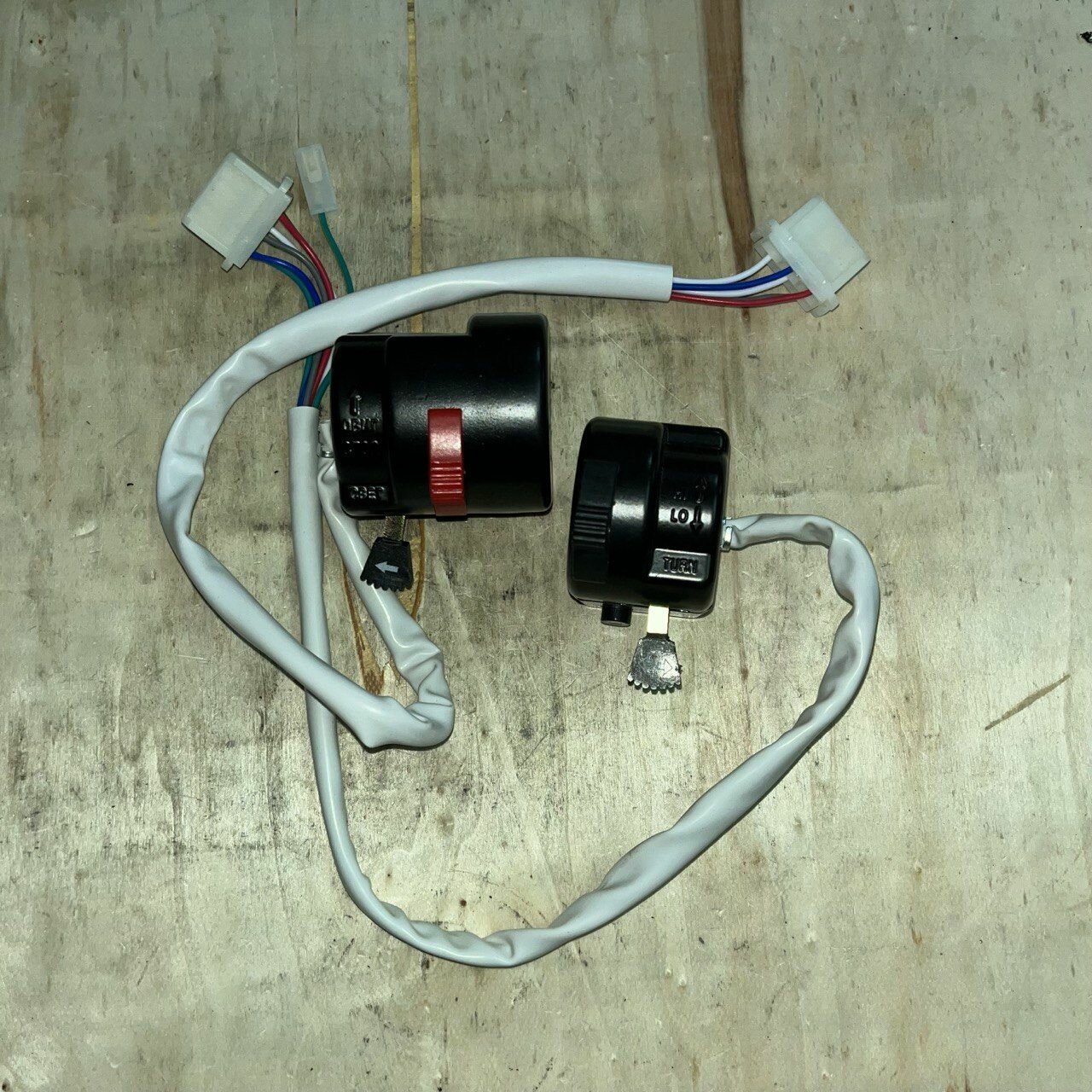 Переключатели руля Урал (с проводами)