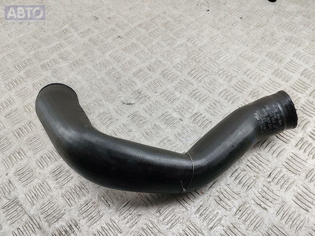 Патрубок интеркулера Volkswagen Crafter