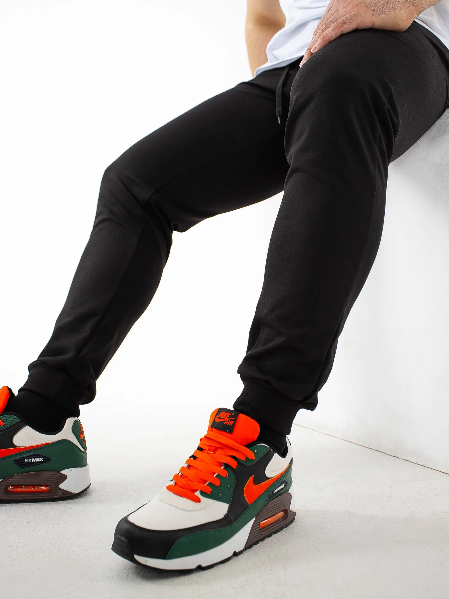 Брюки спортивные