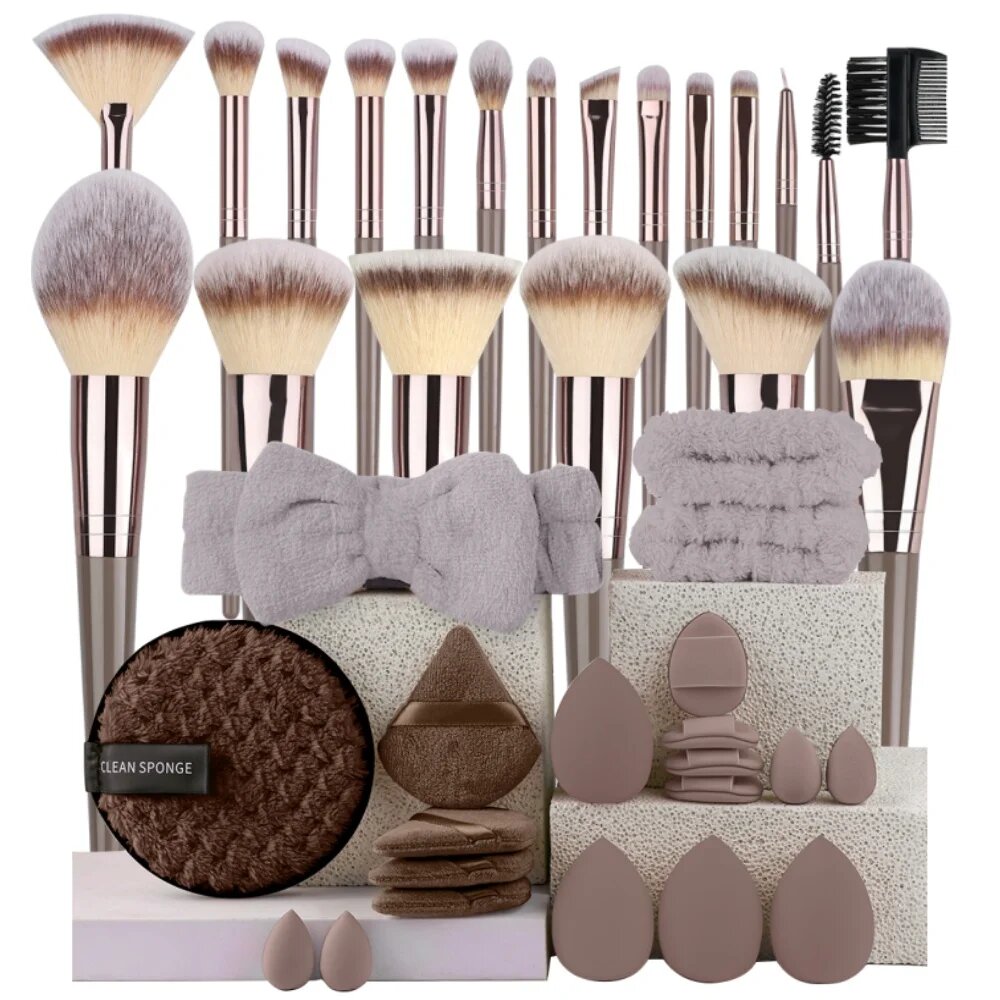 Набор кистей для макияжа с Beauty Sponge, Handle Color: BRA20-20BR