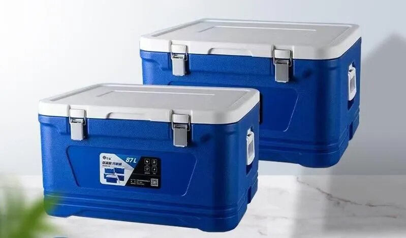 Термобокс AVS 87 литров / термоконтейнер для рыбалки, кемпинга и пикника