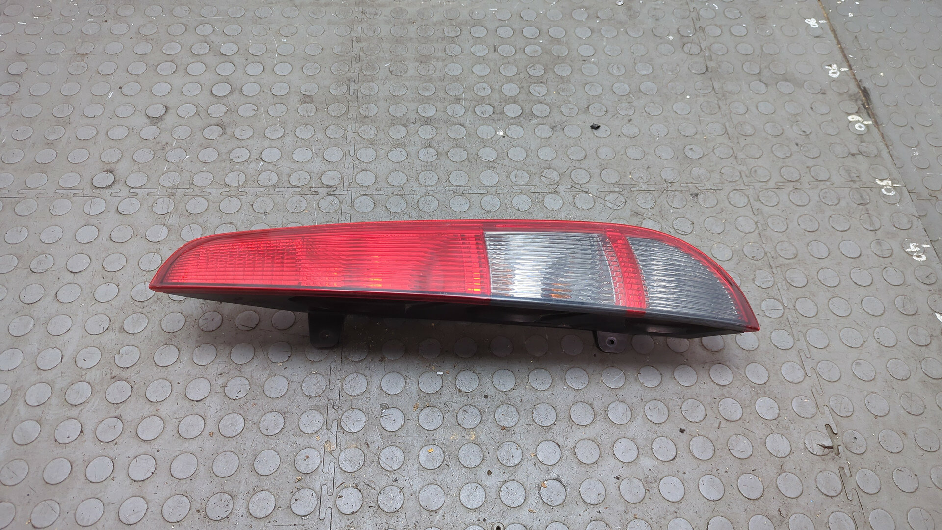 Фонарь (задний) правый Ford Focus 2 Б/У