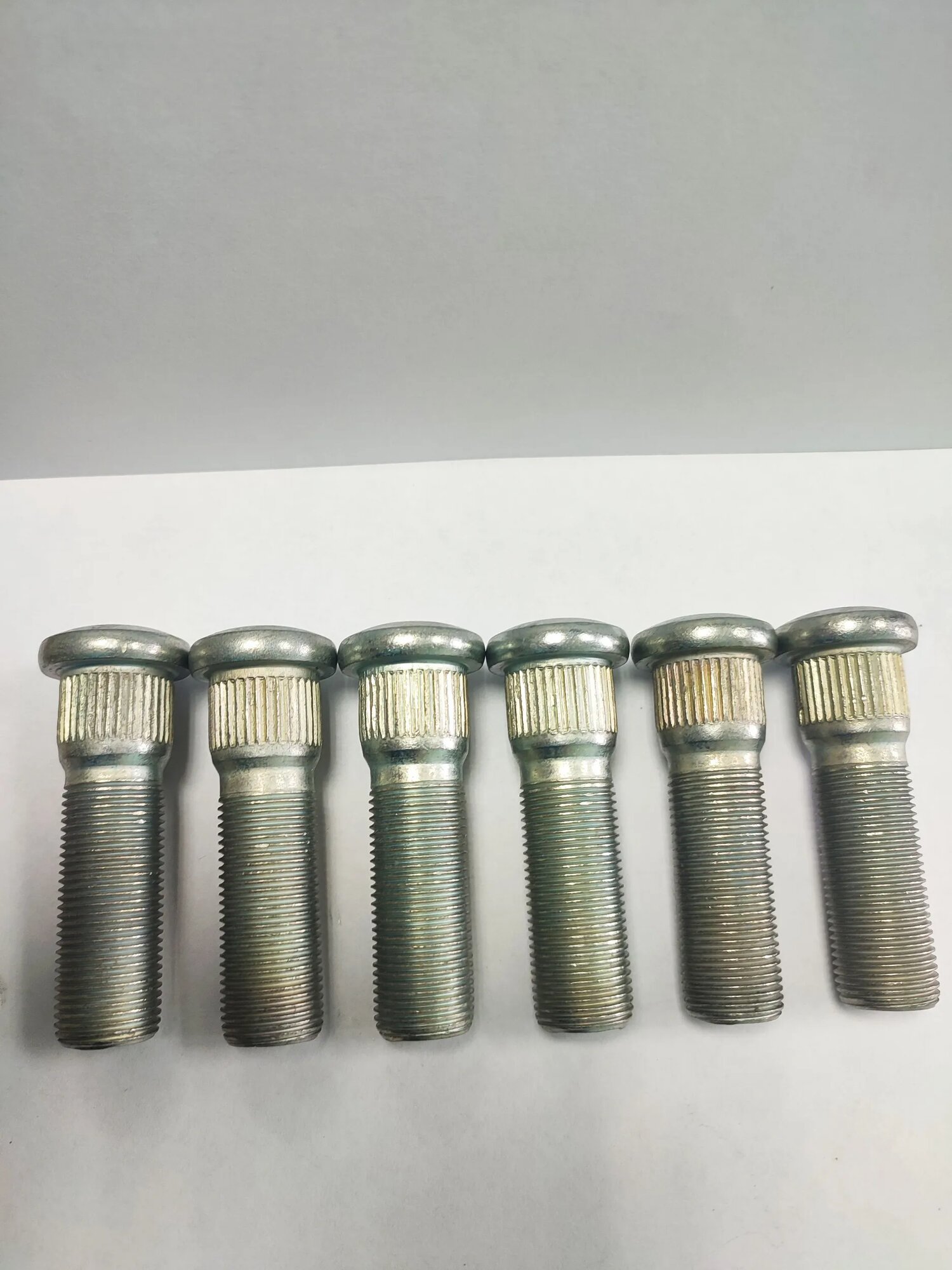 Шпилька колеса ТДК 8524032SX, задняя, для ГАЗ Газель, комплект 6 шт.