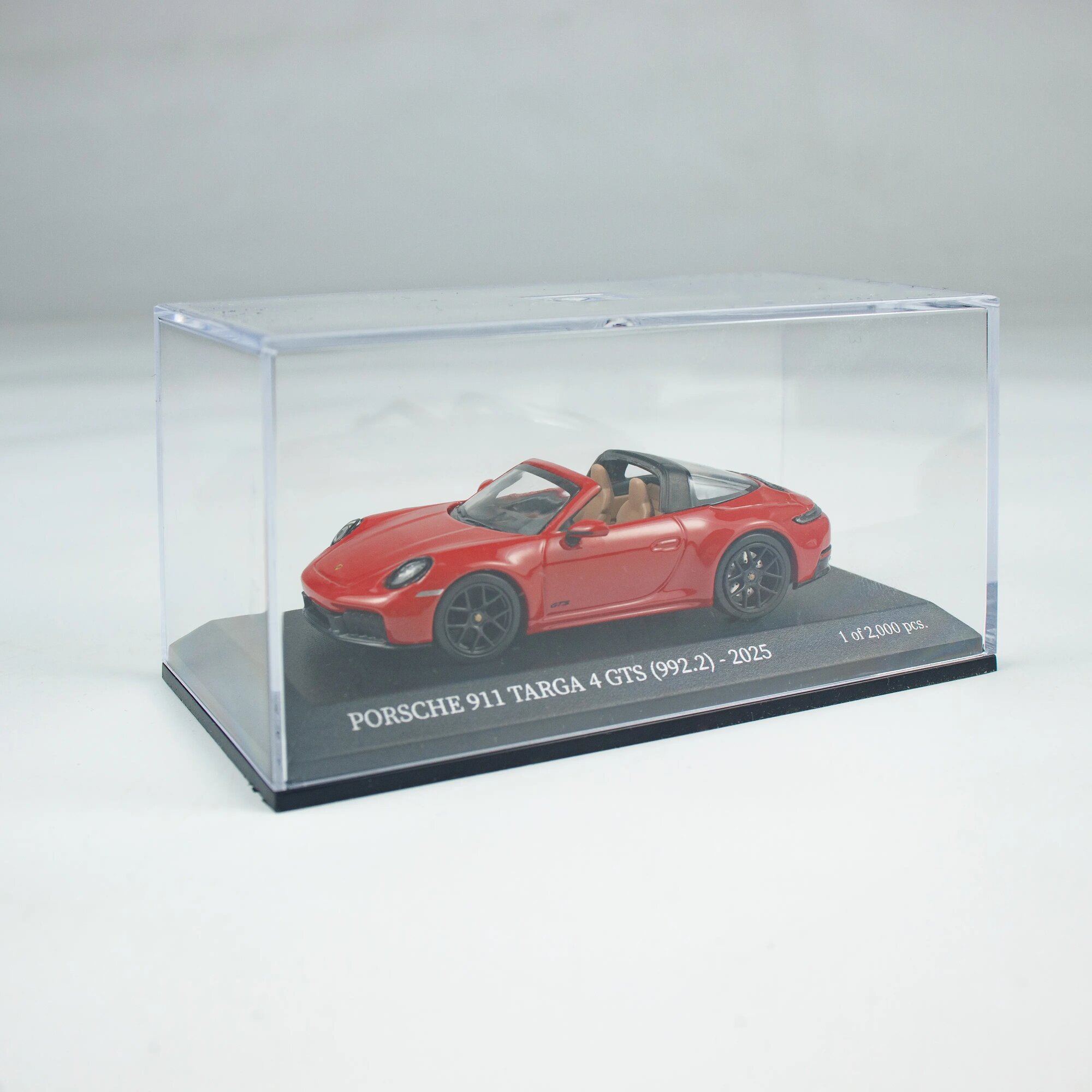 Minichamps 1/64 Porsche 911 (992.2) TARGA 4 GTS металлическая модель