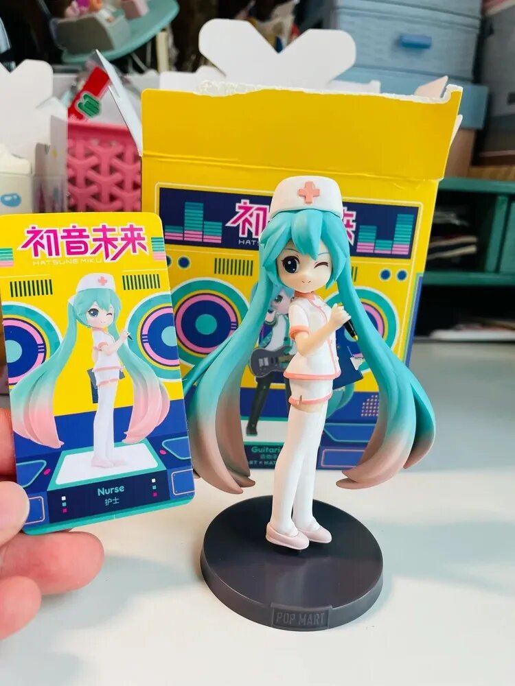 Фигурка Мику Хацунэ Miku Hatsune, случайный дизайн, ПВХ — фото 1