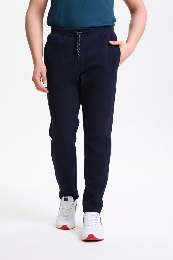 Брюки спортивные