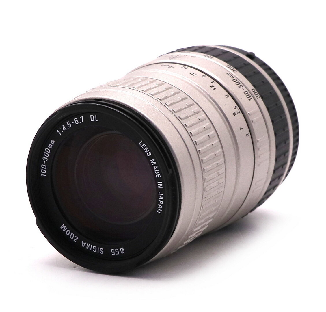 Sigma AF 100-300mm f/4.5-6.7 DL для Pentax K
