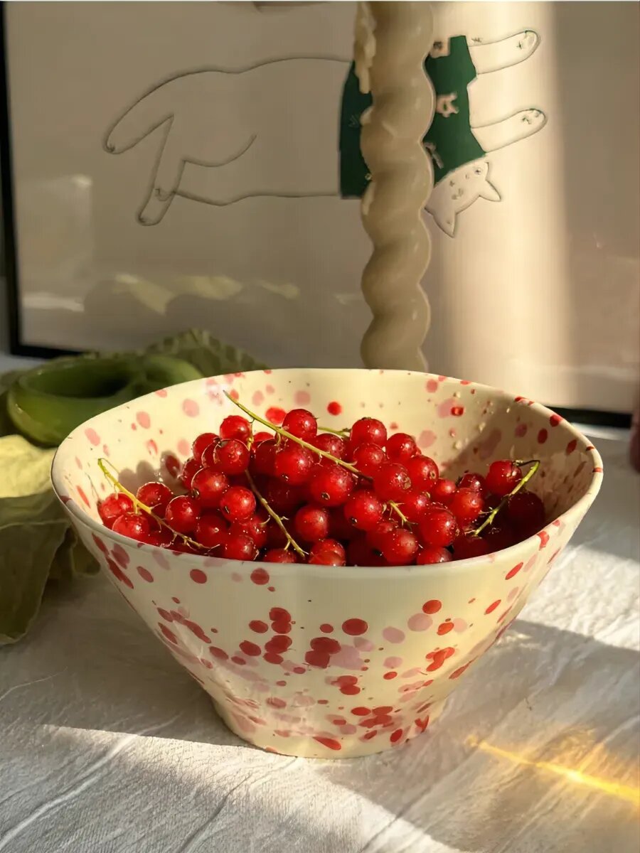 Пиала для фруктов (Тепло в руках) и сладостей 500 мл, бежевая в красную точку