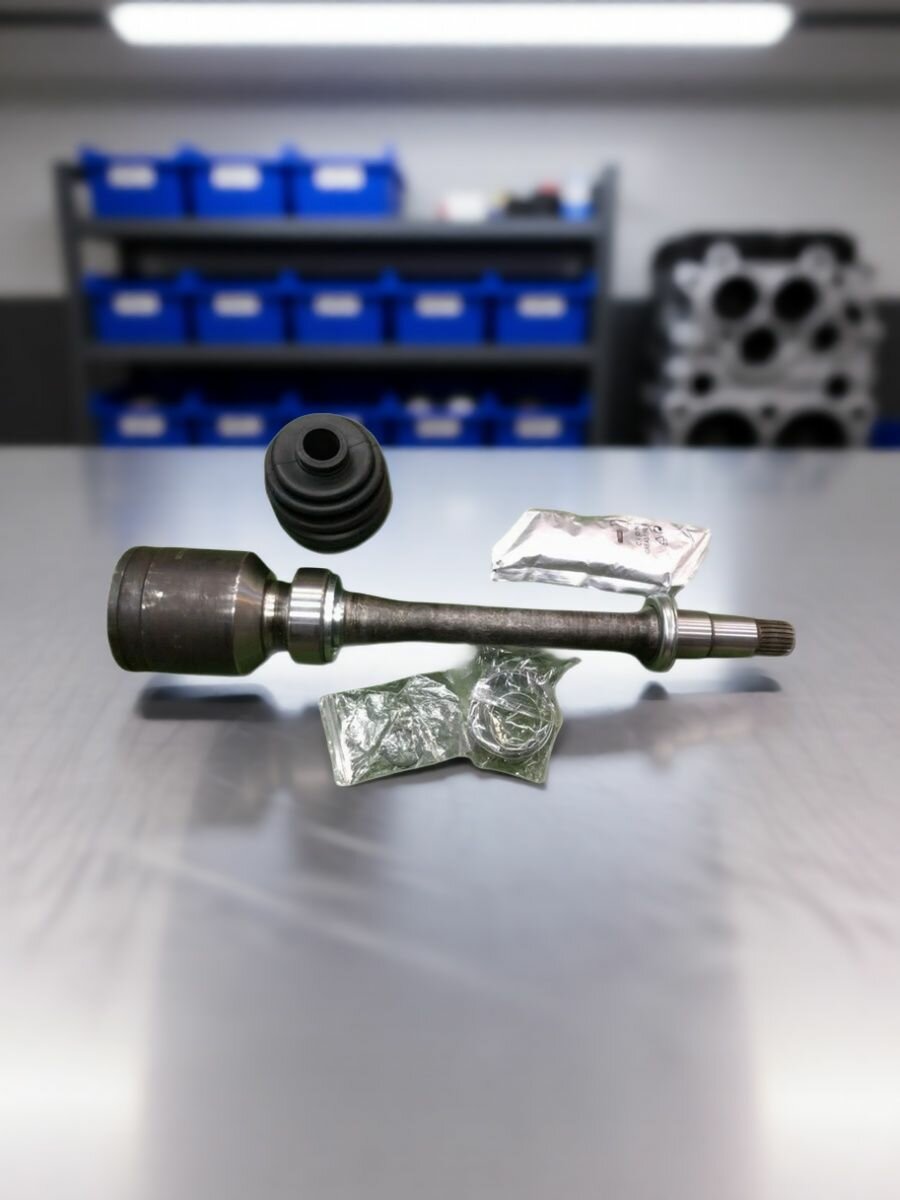 ШРУС внутренний правый с валом к-кт! Toyota Rav 4 ALA49 12>