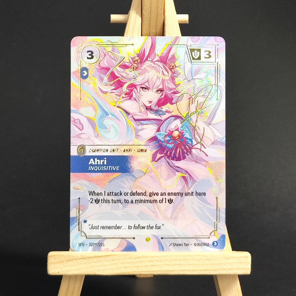 Коллекционная карта Ahri Spiritforged, Цвет: 227-221