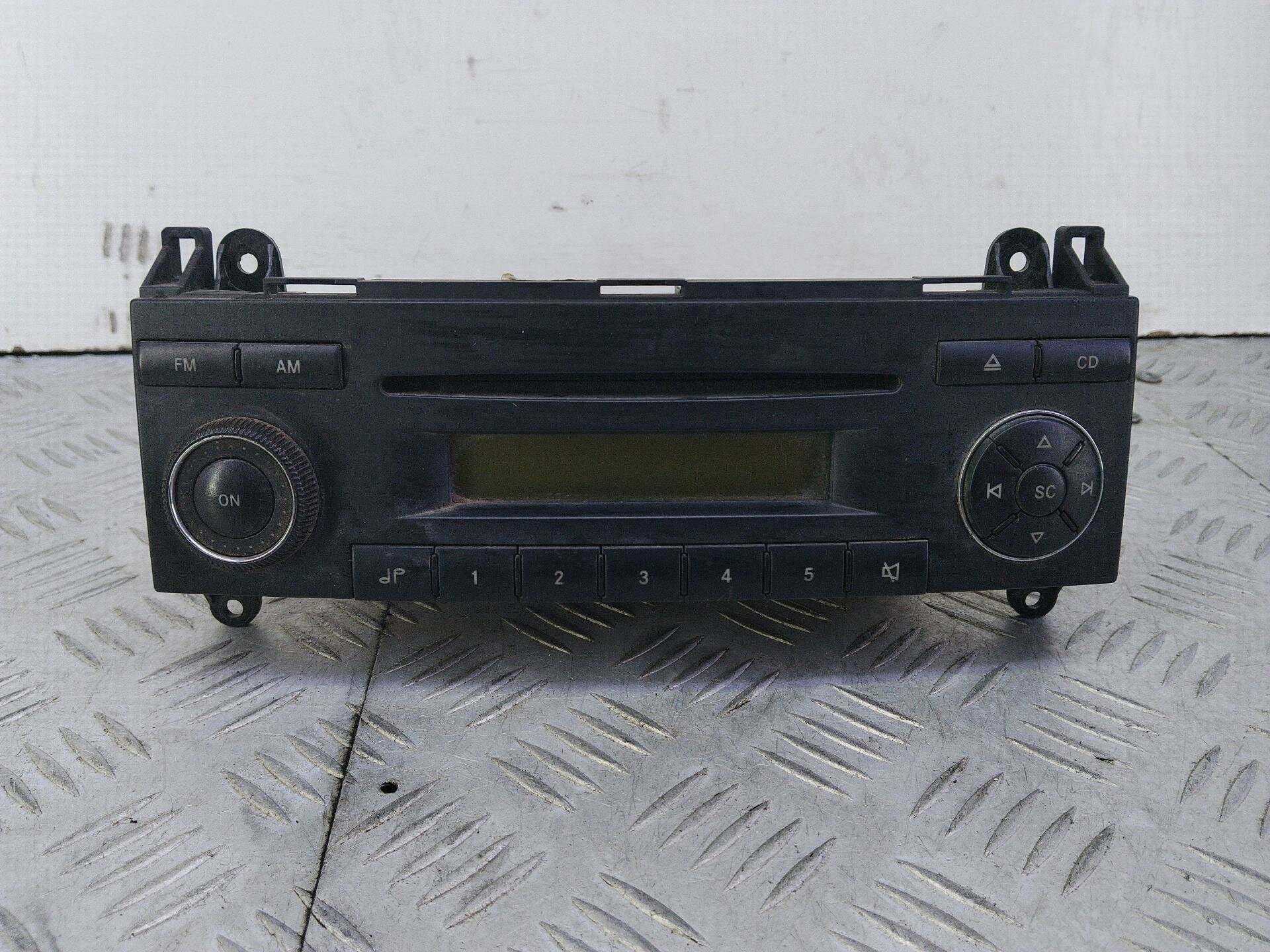 Магнитола Volkswagen Crafter (2006 - 2011) 9068200586