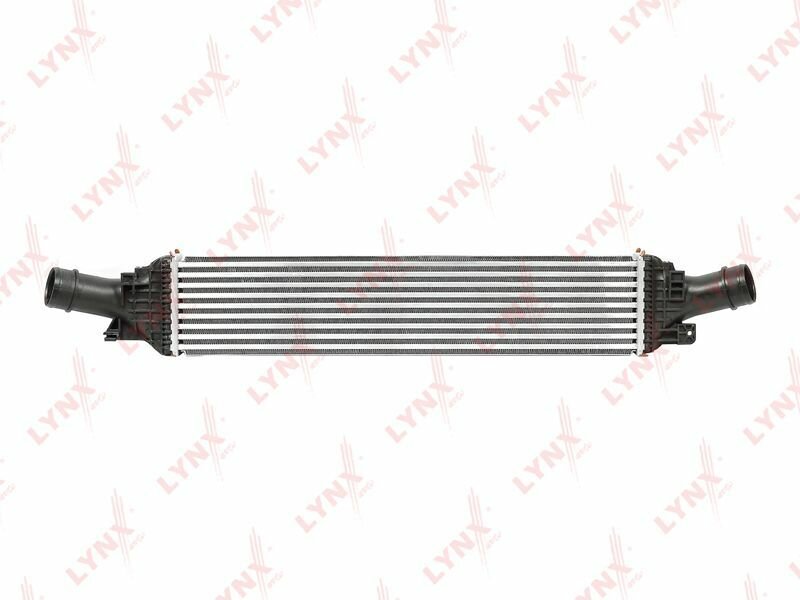 LYNXauto Интеркулер для AUDI A4 1.8-2.0d (07-15) , A5 1.8-2.0d (07-17) , A6 1.8-2.0d (11-18) , A7 1.8 (15-18) , Q5 2.0 (08-17)