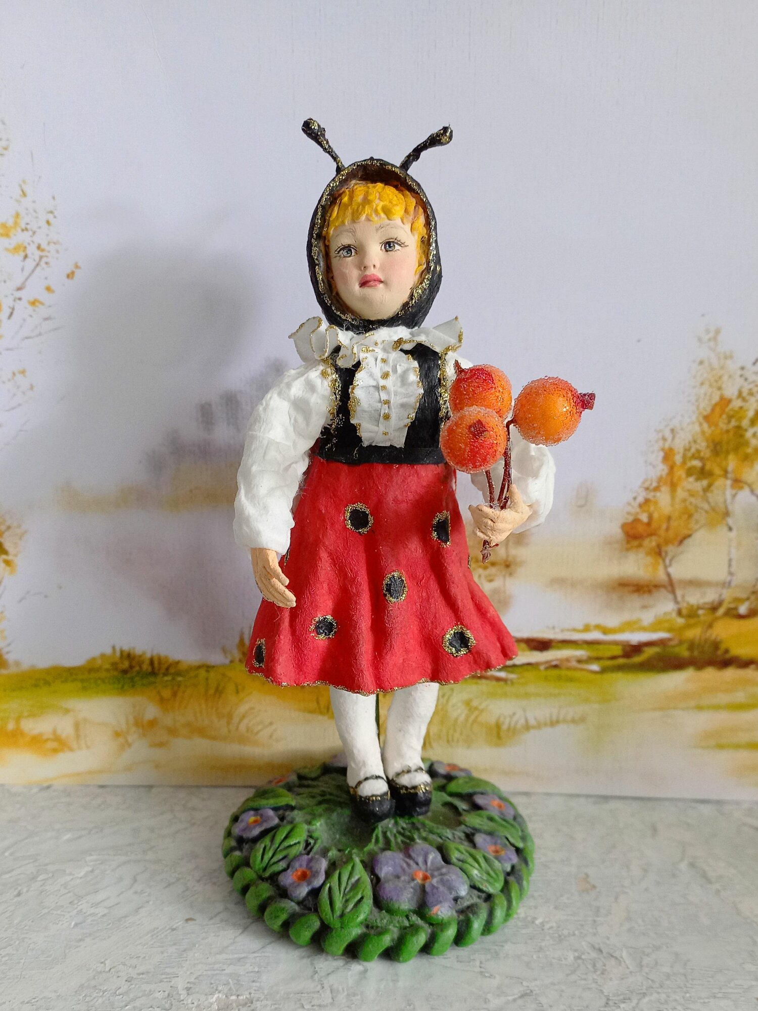 Ватная ёлочная игрушка "Божья коровка"